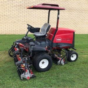 TORO PRE-OWNED RM5510 2WD 11 BLADE